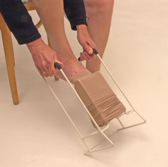 Hjelpemiddeldatabasen - Strømpepåtrekker for støttestrømper fra Handi ...